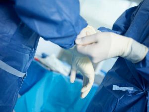 Daumensattelgelenksprothese München » Rizarthrose OP